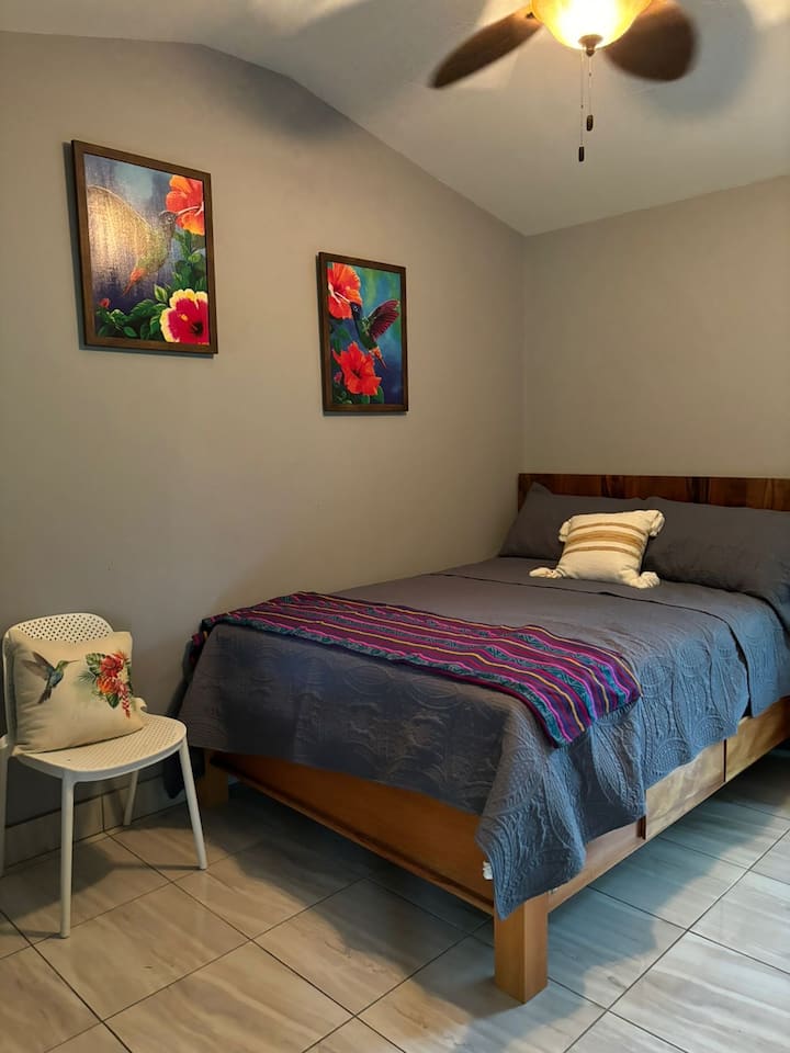 Jungle Retreat On A Local Fruit Farm - Belize