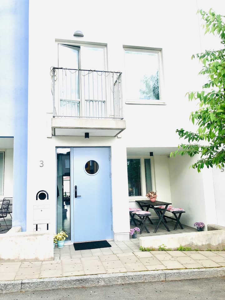 Exclusive Urban Townhouse In Solna - Stockholm