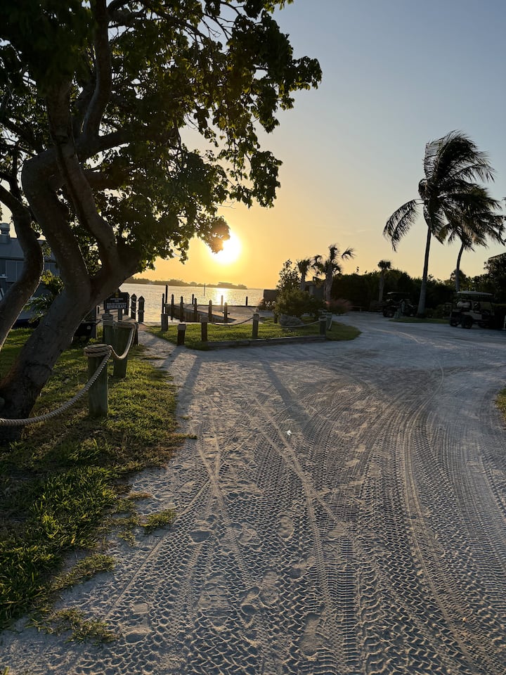 Salt Shack -North Captiva Island Waterfront-dock - Sanibel Island, FL
