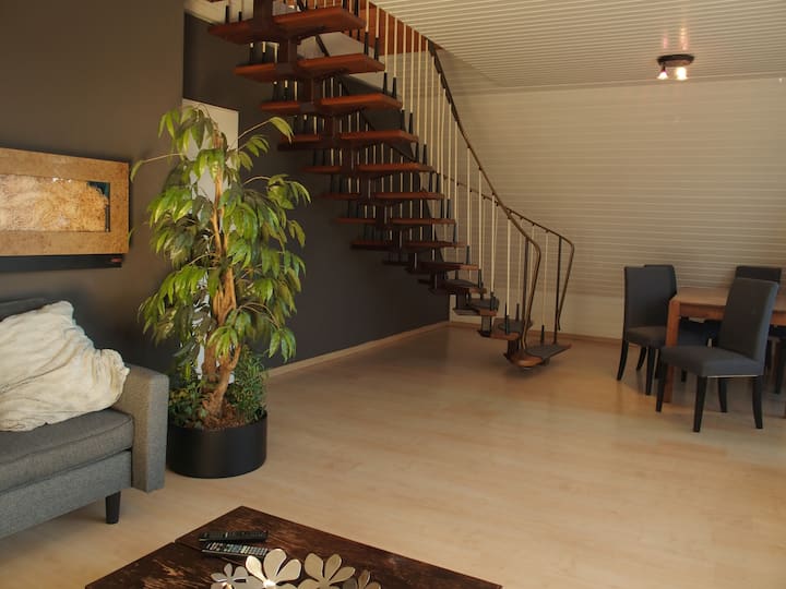 Helles & Geräumiges Zuhause In Flughafennähe - Norderstedt