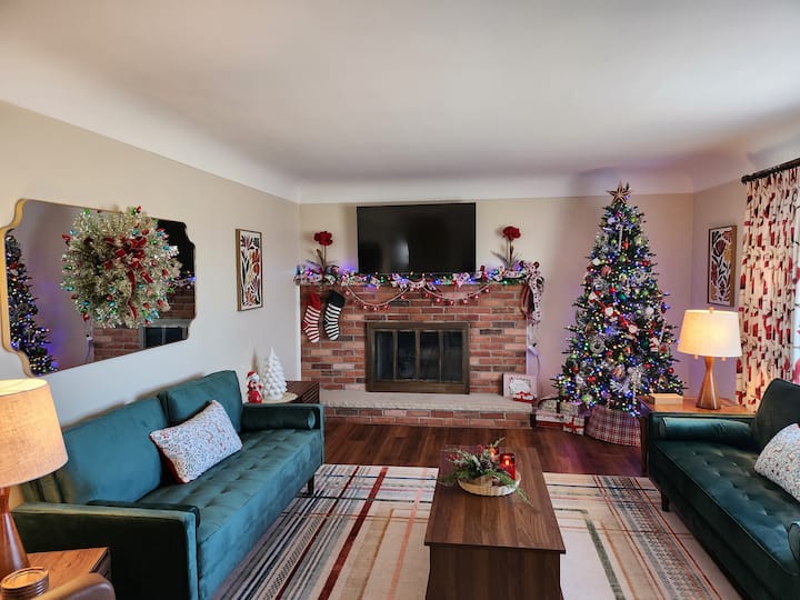 Retro Designed-just South Of Bronners-smores-games - Frankenmuth, MI