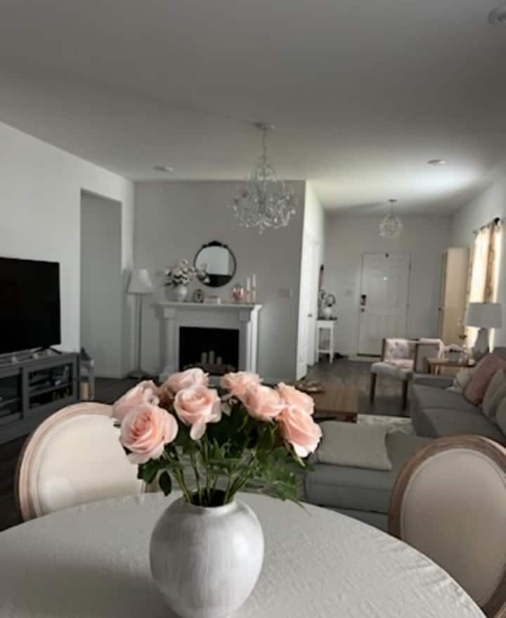 Little Blue House - Seguin