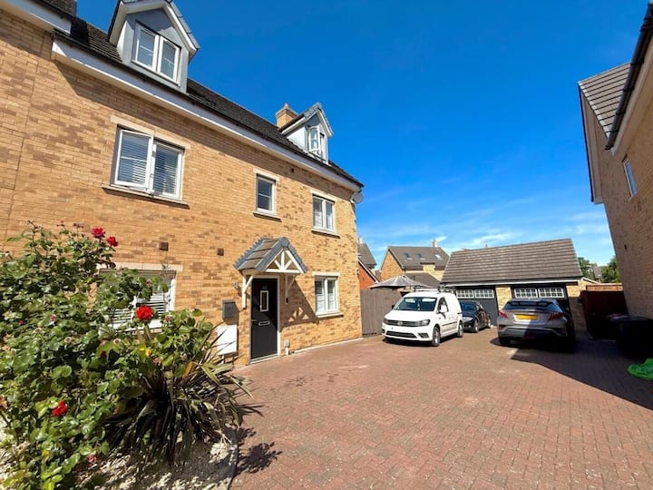 Designed For Long Stays • Up To 40% Off - Bedford, Royaume-Uni