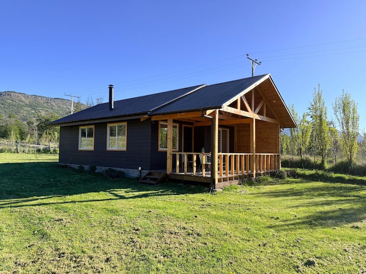 Cabaña De Campo/ Coyhaique Alto / Km11 - Aysén