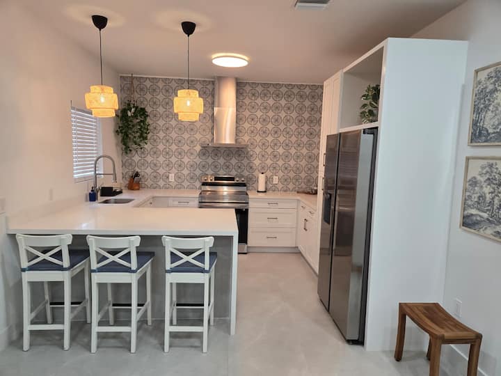 Heart Of Miami Houseprivate Stay+free Parking - Miami