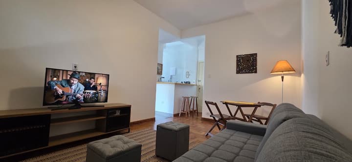 Apto Recém Reformado. Tudo Novo Em Frente à Praia - Santos