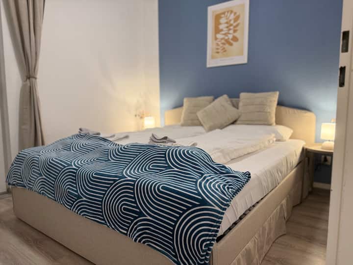 Harbour Heart 2 Room Apartment + Balcony & Kitchen - Wilhelmshaven