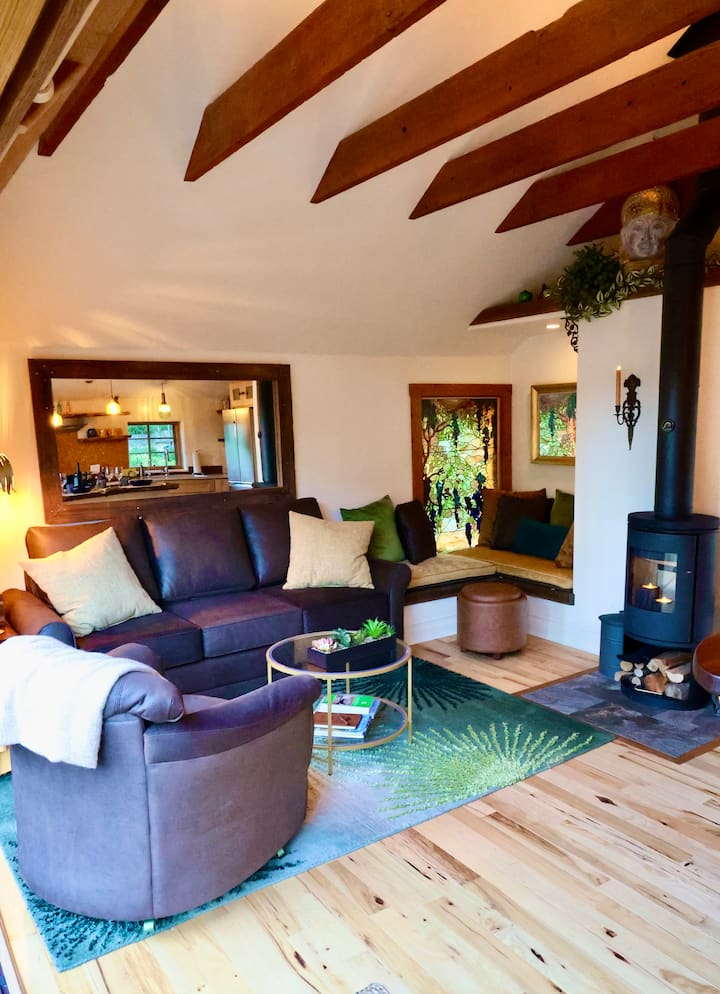 Zen Open Air Cottage: 12ft Doors & Redwood Deck - Nevada City, CA