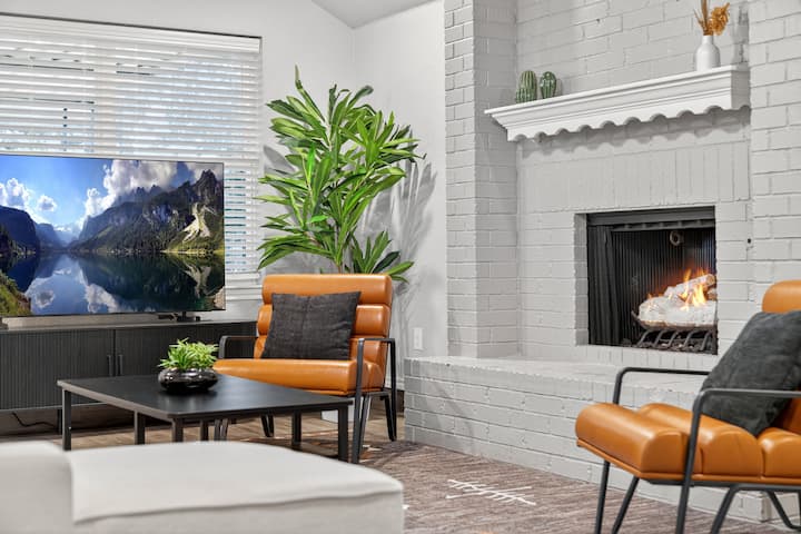 Great For Groups | Near Dfw, At&t & Six Flags - Bedford, TX