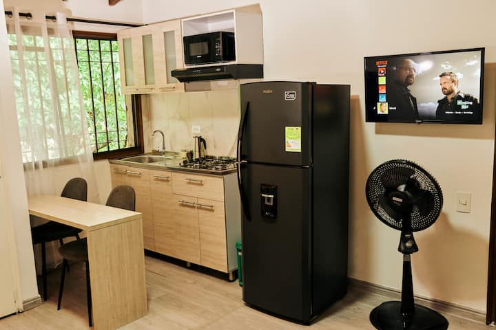 Apartment In El Poblado, One Block From The Metro - Envigado