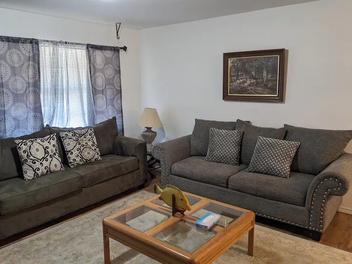 Home Is A Good Place To Be - Brent, FL