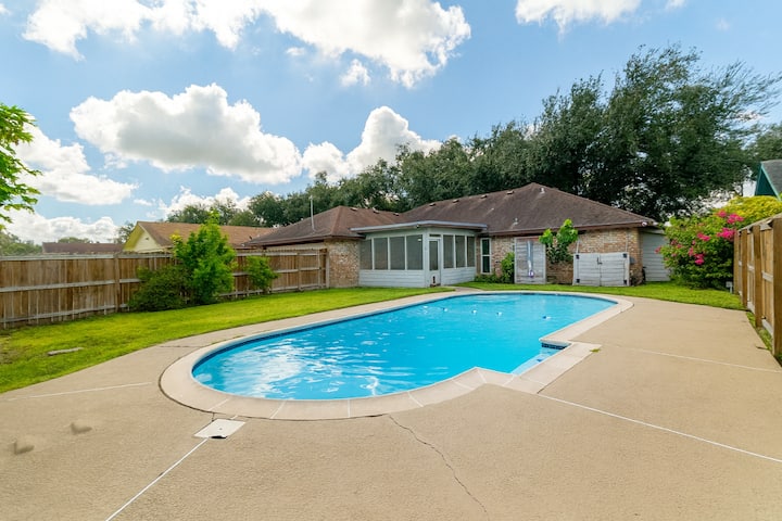 Casa Bonetta: 3br Home W/ Pool, Grill & Fast Wifi - 麥卡倫