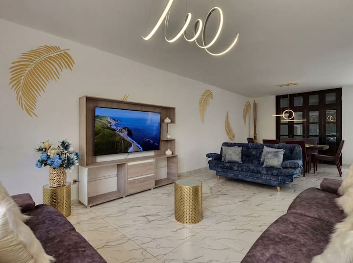 Luxury House In Exclusive Santa Mónica - Cali