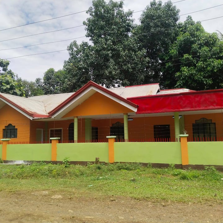 ₱582/night Bedspace In Valencia City - Valencia