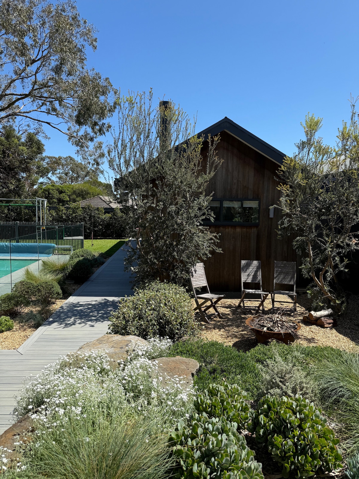 Martha pool house. - Guesthouses for Rent in Mount Martha, Victoria ...