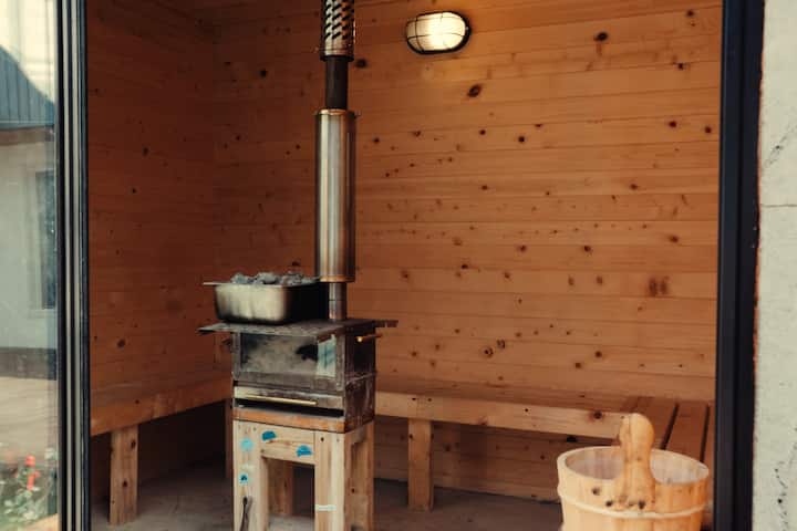 자쿠지 솥뚜껑 불멍
사우나 포천 촌캉스
솔솔민박 - 포천동