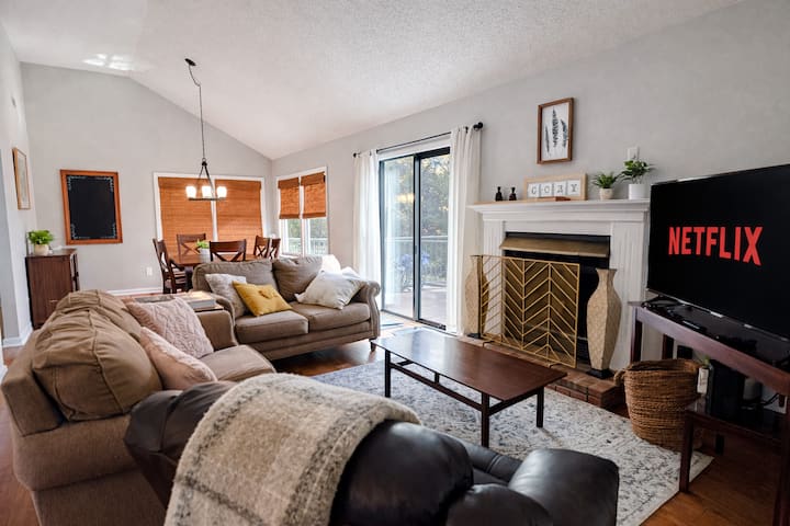 Deer Crossing - In Rumbling Bald - Lake Lure - Lake Lure, NC