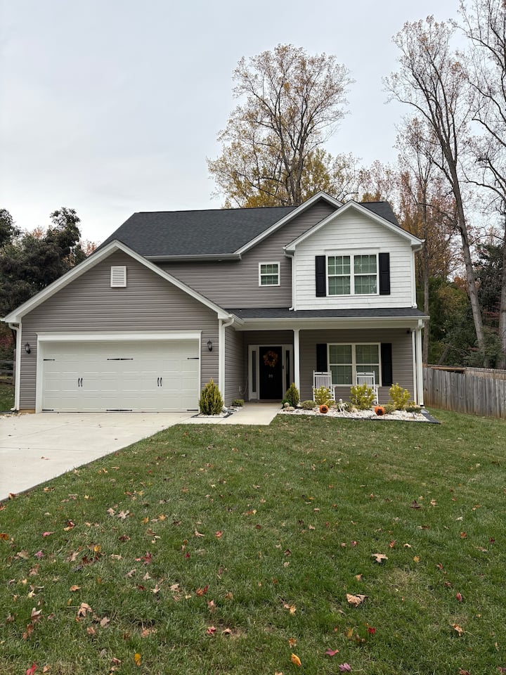 Mi Casa Es Su Casa - Greensboro, NC