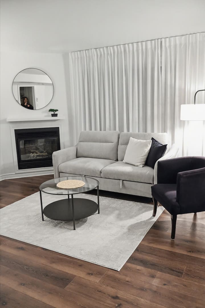 Suite 4183 - Laval, Canada