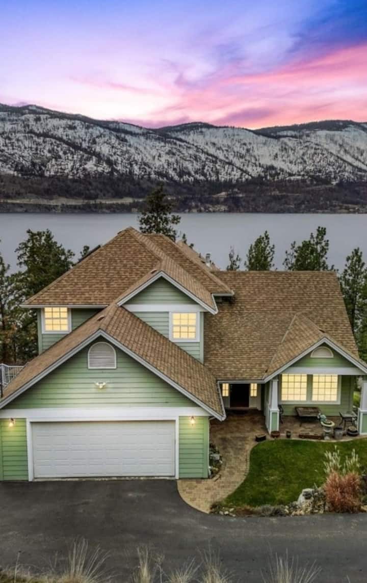 3br Mckinley Home With Panoramic Lake Views - Lake Country