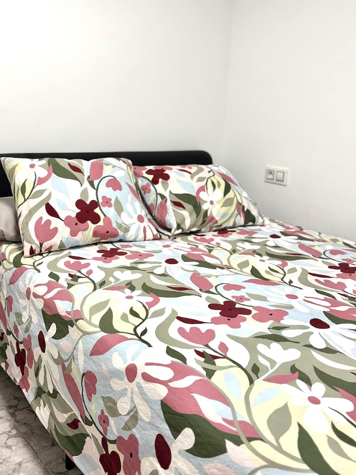 Habitacion En El Centro De Almería 1 - Almería