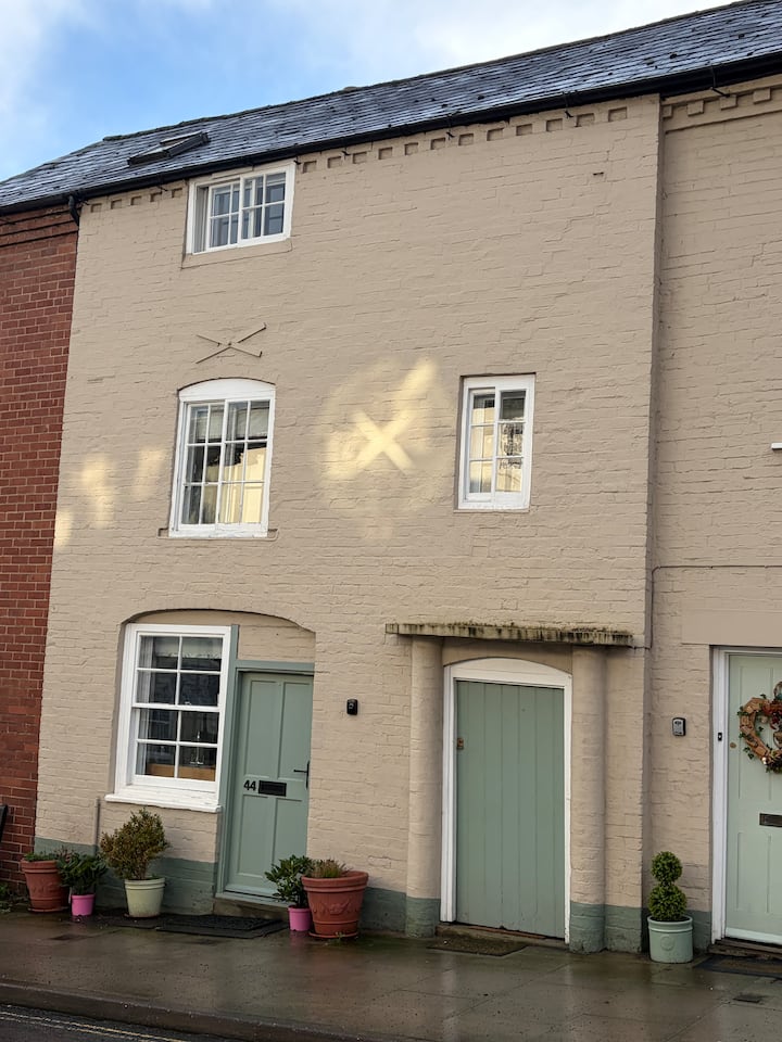 Henrys On Old Street Spacious Elegant Cottage - Ludlow Castle