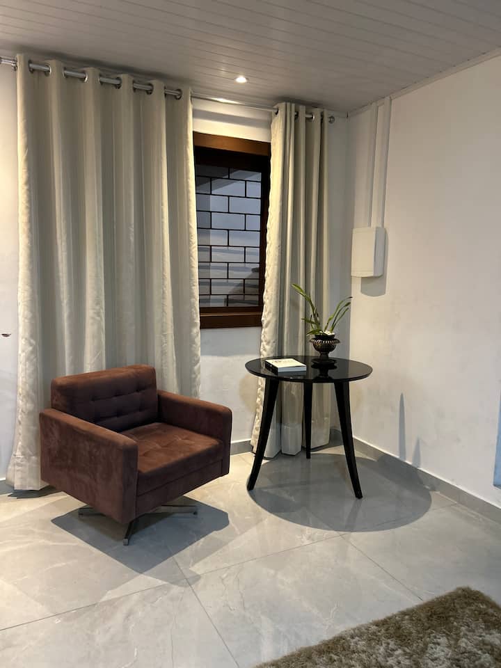 Apto Amplo 1 Quarto Com Ar No Centro Histórico - Laguna