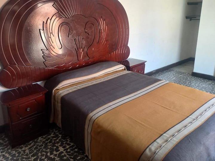 Habitación Matrimonial Con Baño Privado - Morelia