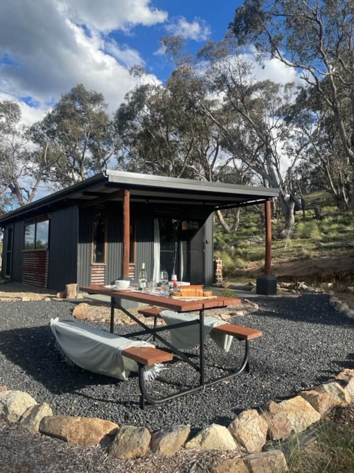 Gullies Rise Cabin - Kosciuszko National Park