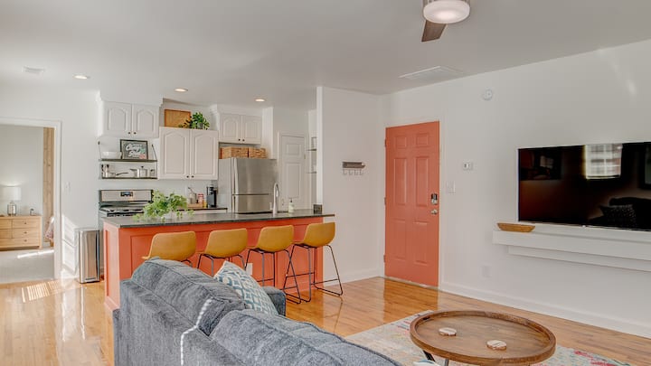 Walk To Cherry Street/the Renwick Pink - Tulsa, OK