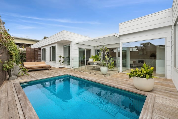 Bright, Elegant, Summer-ready Home In Torquay - Torquay