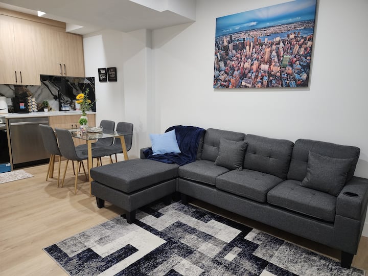 Cozy 2br Spacious Basement Suite Near Yeg Airport - Edmonton