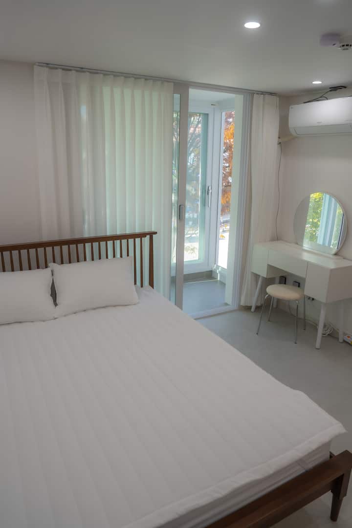 중앙시장과 도보 5분거리 강릉역에서 차로 5분거리에 있는 내 집같은 아파트 - Gangneung-si