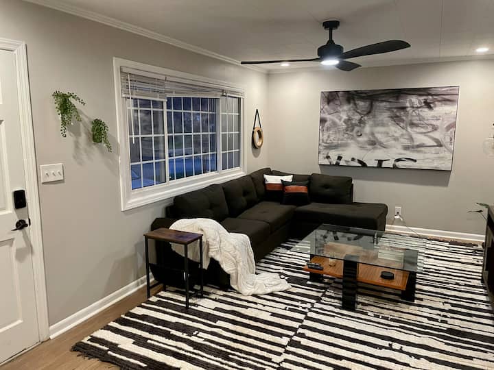 Lux Home* Mins To *Novant Health & *Historic Salem - Winston-Salem, NC