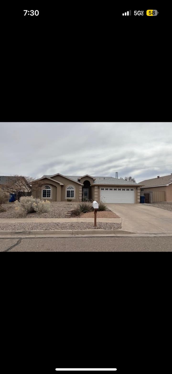 Vista Bnb - Los Lunas, NM