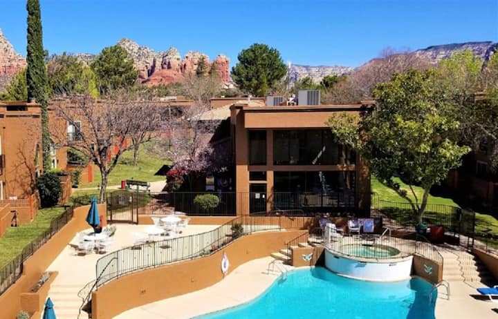 2 Bedrooms, Villas Of Sedona - Sedona, AZ
