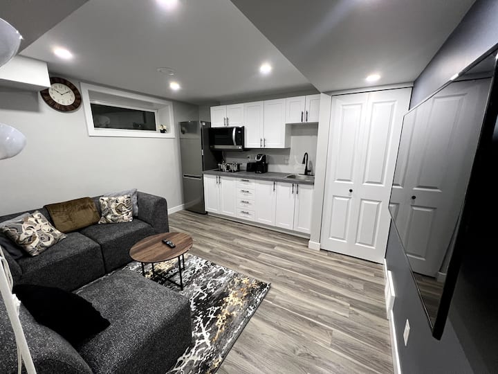 2-bed Cozy Nest - Winnipeg