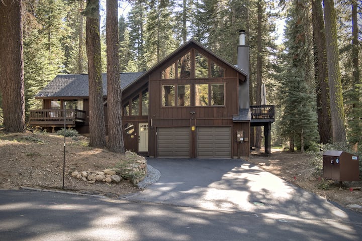 Hawk’s Ridge · Serene Tahoe Cabin Near Northstar - North Lake Tahoe, CA
