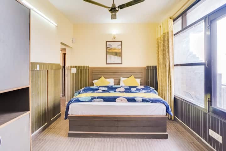 Deluxe Room L Kasauli Residency L Near Mall Road - Kasauli