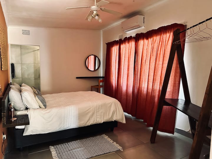 Warthog Wallow - Kruger National Park Phalaborwa - Phalaborwa