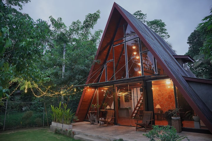 The Angla | Hidden Cabin In A Cinnamon Garden - Sri Lanka