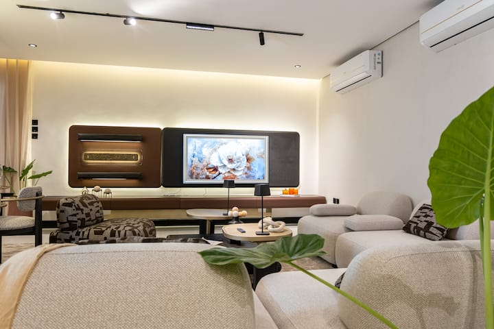 Unique 2b Apartment - Riyadh