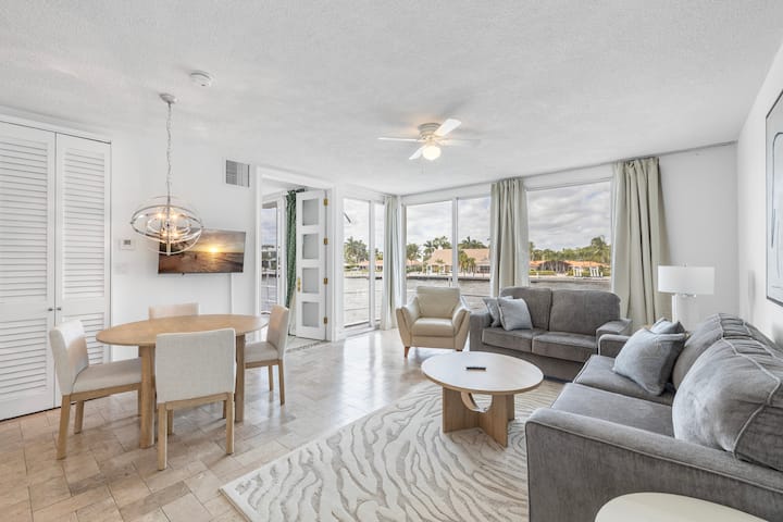 Lux 2br/wtr Front/king/las Olas/pool & Dining 206 - Fort Lauderdale