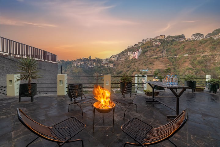 Kasauli Residency L Bbq L Bonfire L Live Guitar - Kasauli