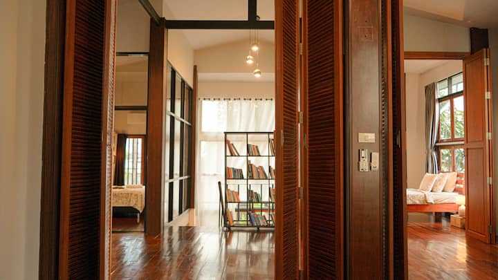 曼谷市中心全新泰式3卧别墅&预定两晚起配套接机服务 - Bangkok