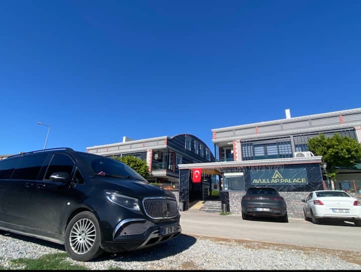 Terasli Havuzlu Aile Icin Uygun - Antalya