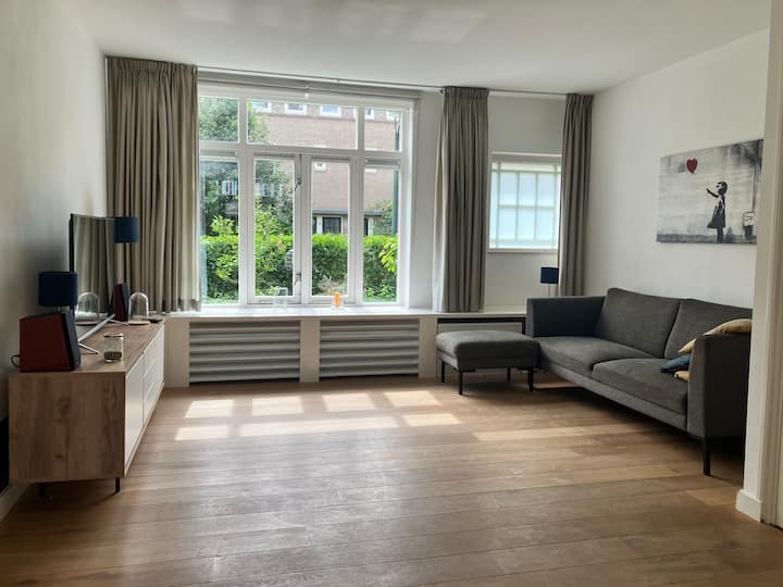 Cozy Home With Huge Backyard In Eindhoven Center - Eindhoven