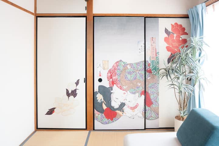 《最大8名・長期歓迎》駅近商店街で暮らすように泊まる|渋谷、横浜へ便利|家族やグループ|ペントハウス - Yokohama