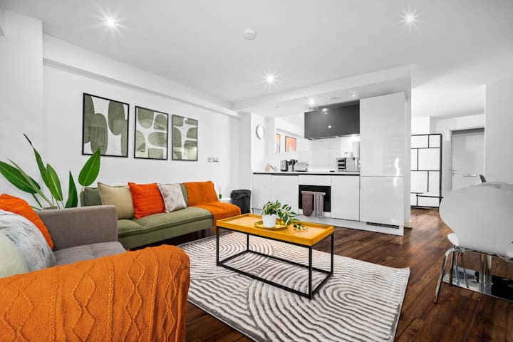 Modern 1-bed Apartment Sleeps 4 |Jewellery Quarter - Birmingham