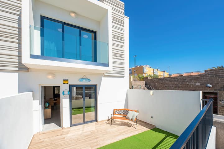 Medano4you The Surf Yard - El Médano